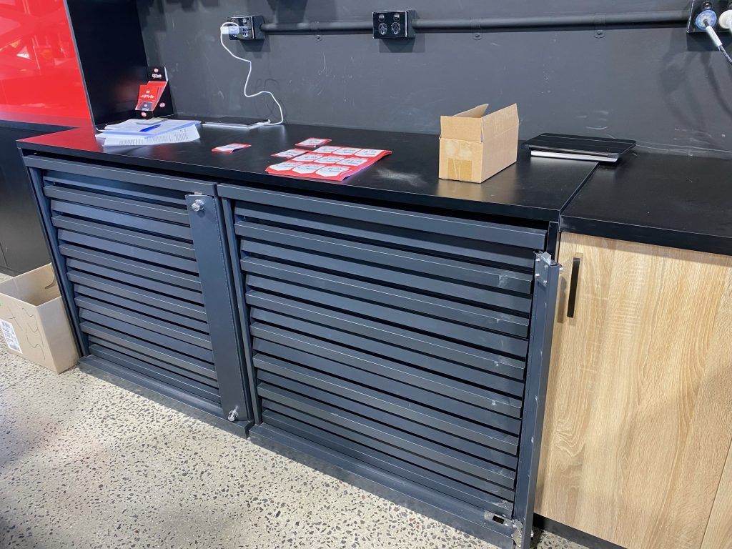 Double Rear Bench - Suit 2 x Cigarette Unit